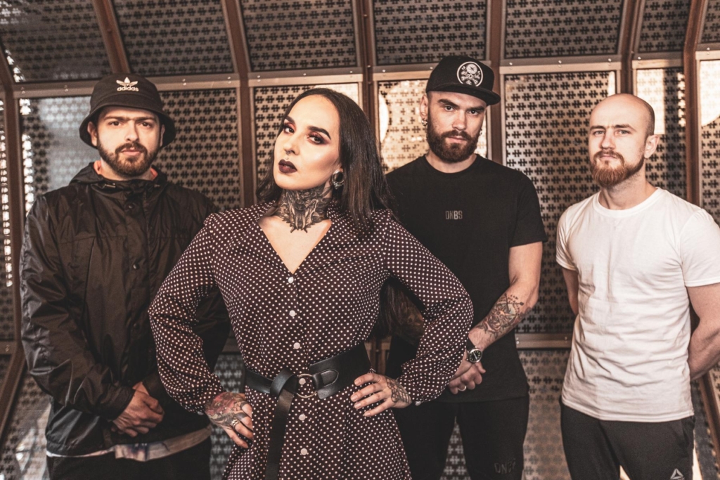 Os gigantes do Metal Progressivo JINJER lança um poderoso videoclipe ...