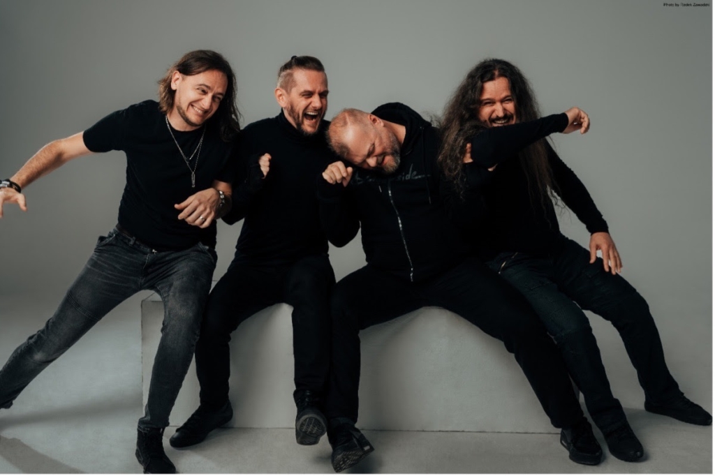 Riverside lança seu novo single/vídeo “Self-Aware (Single Edit ...