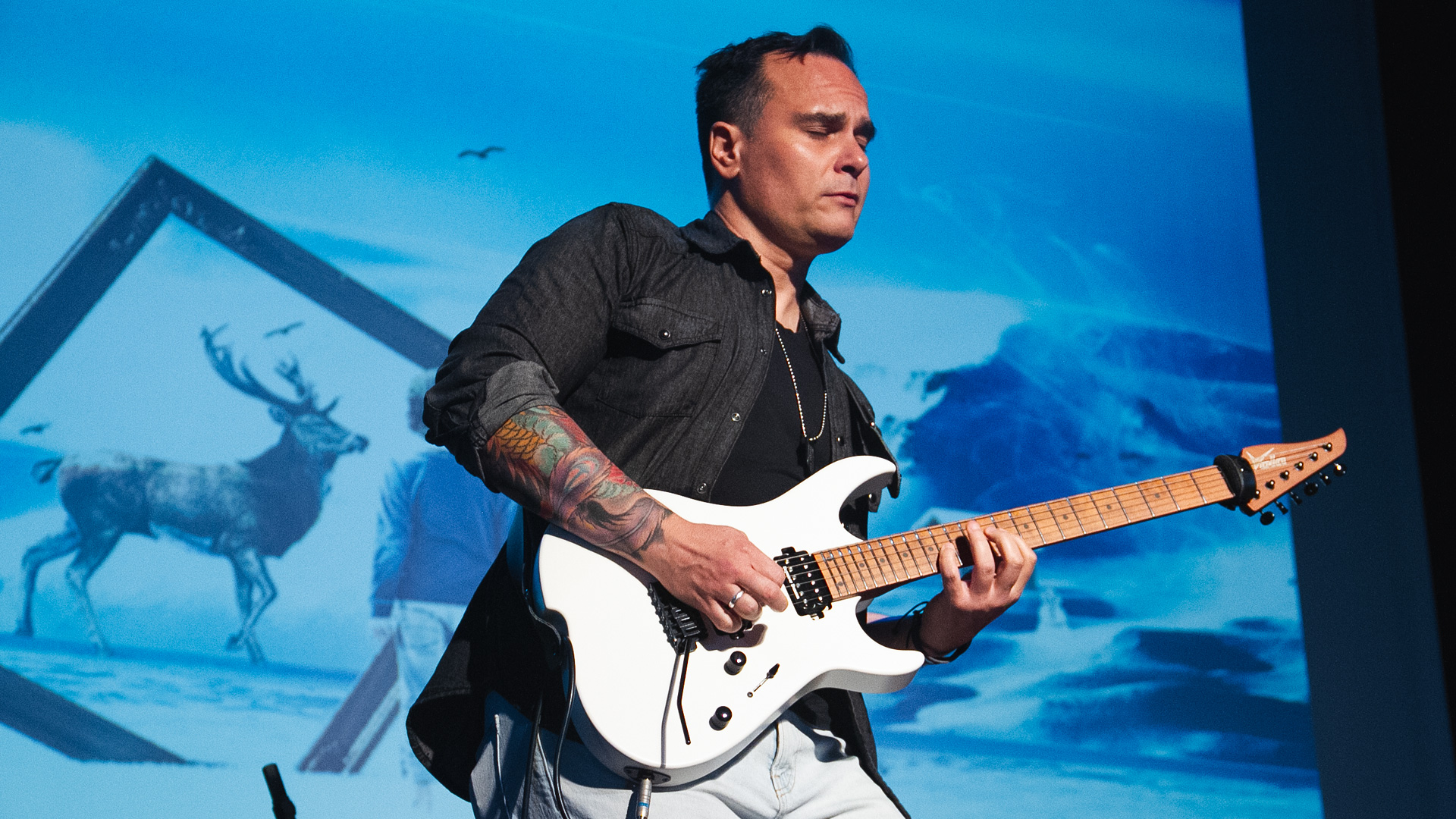 Rod Rodrigues lança single/vídeo com versão de clássico de Alanis ...