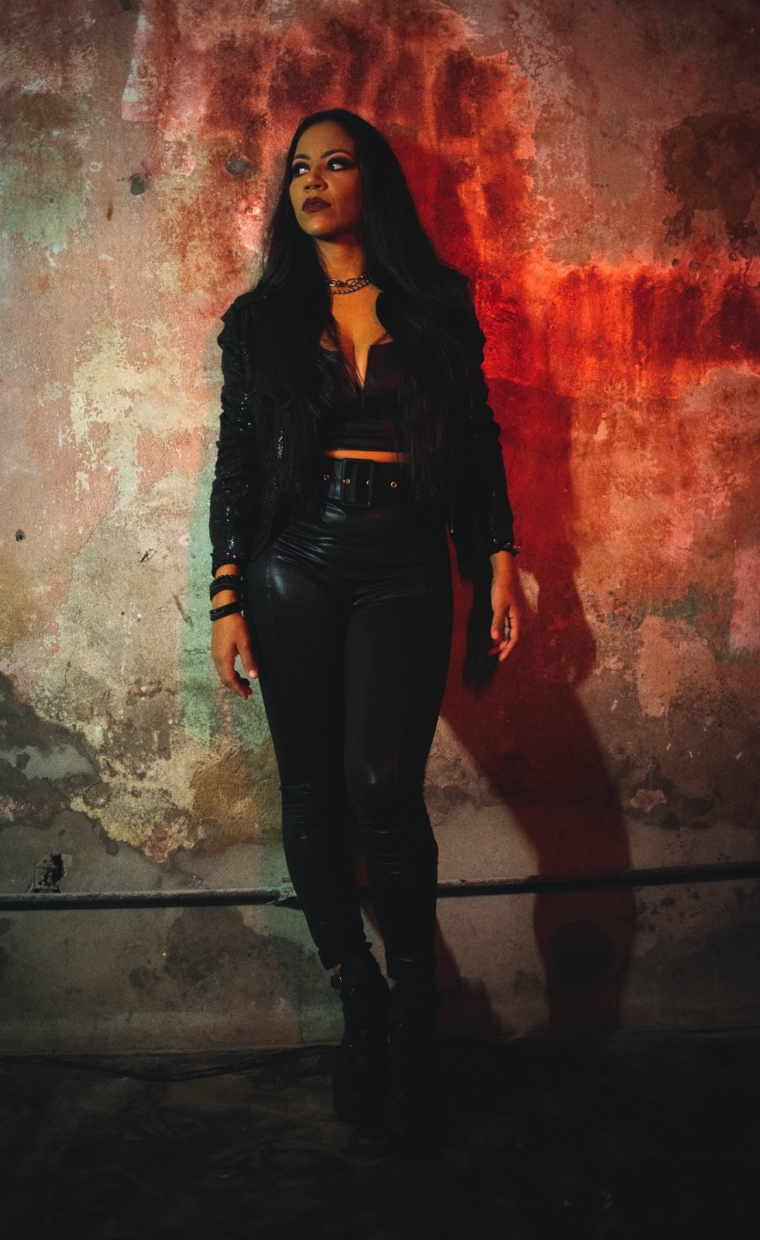 Cantora Baiana de rock, Jany, apresenta clipe e música inédita ...